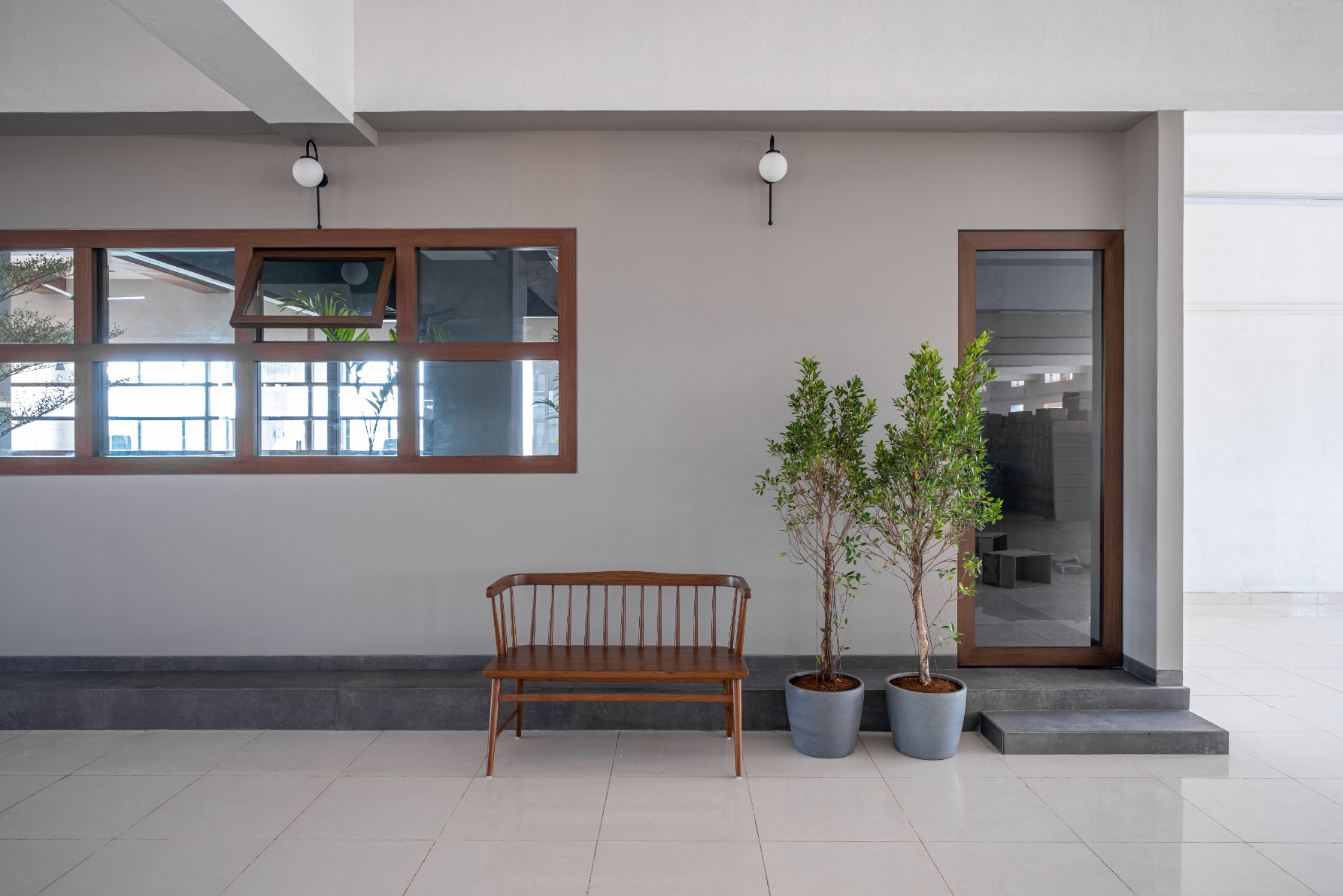 A Mid-Century Modern and Wabi-Sabi influenced contemporary office ...