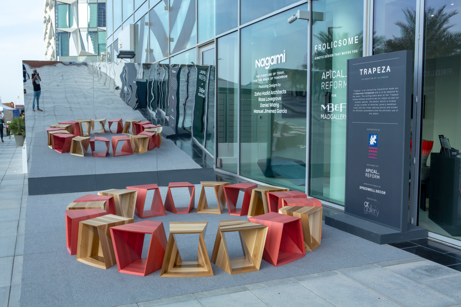 #AIAdores: Sustainable benches are the vision of modern architecture ...