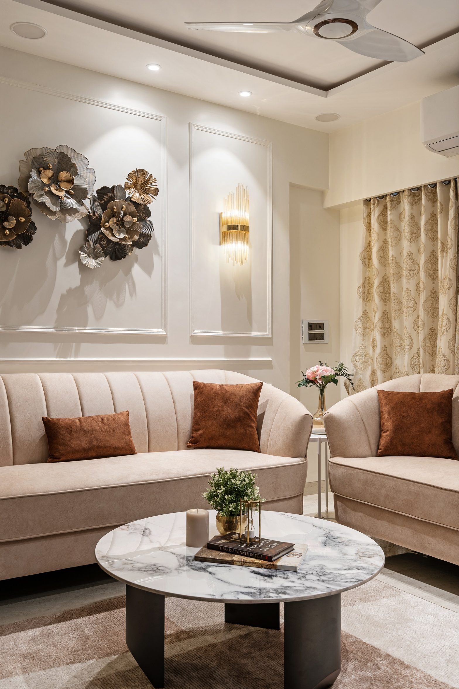 A home with fresh coastal feels on an all-white backdrop - Architect ...