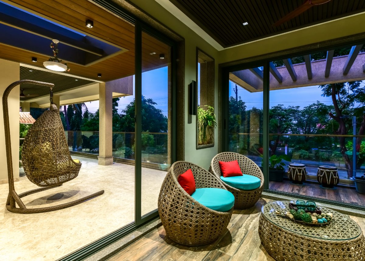 #AIExclusive: Louver House- A touch of louvers and staggered volumetry ...