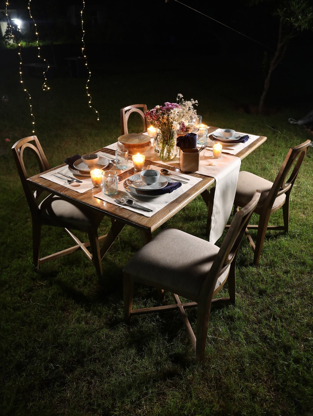 Ringing in celebrations with a gala table setting - Architect and ...