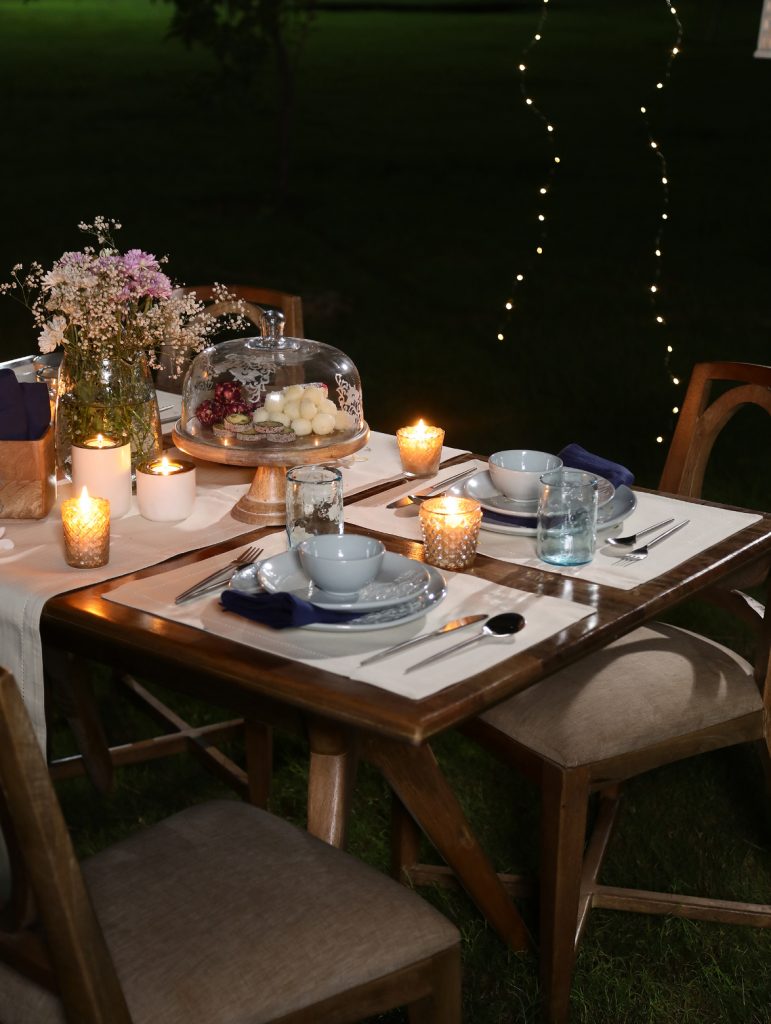 Ringing in celebrations with a gala table setting - Architect and ...