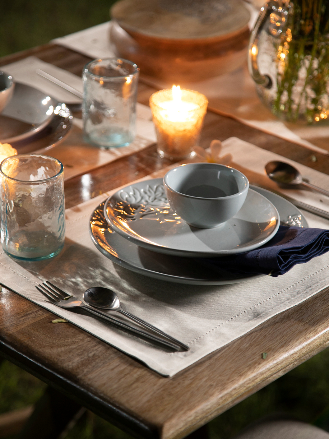 Ringing in celebrations with a gala table setting - Architect and ...