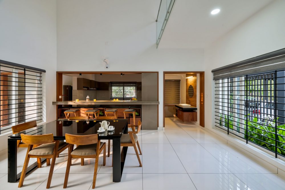 #AIExclusive: A tale of warm minimalism unfolds in this Kerala villa ...