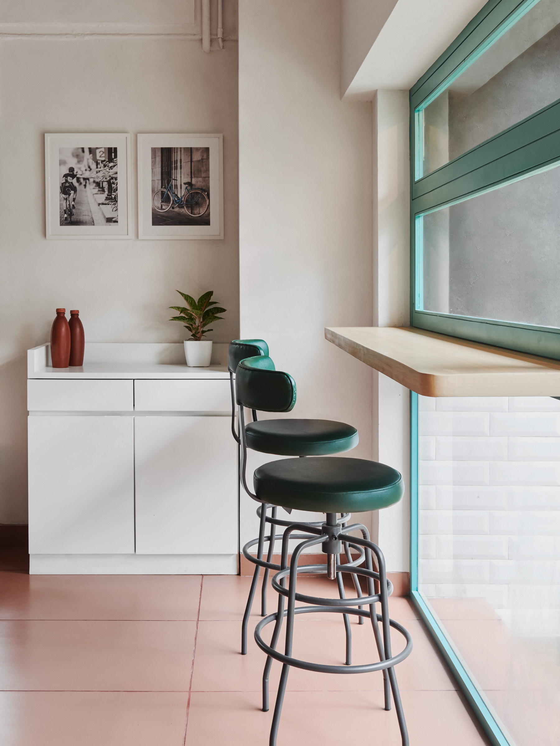 #AIExclusive: Mumbai's MM Cafe brings back cycling and coffee culture ...