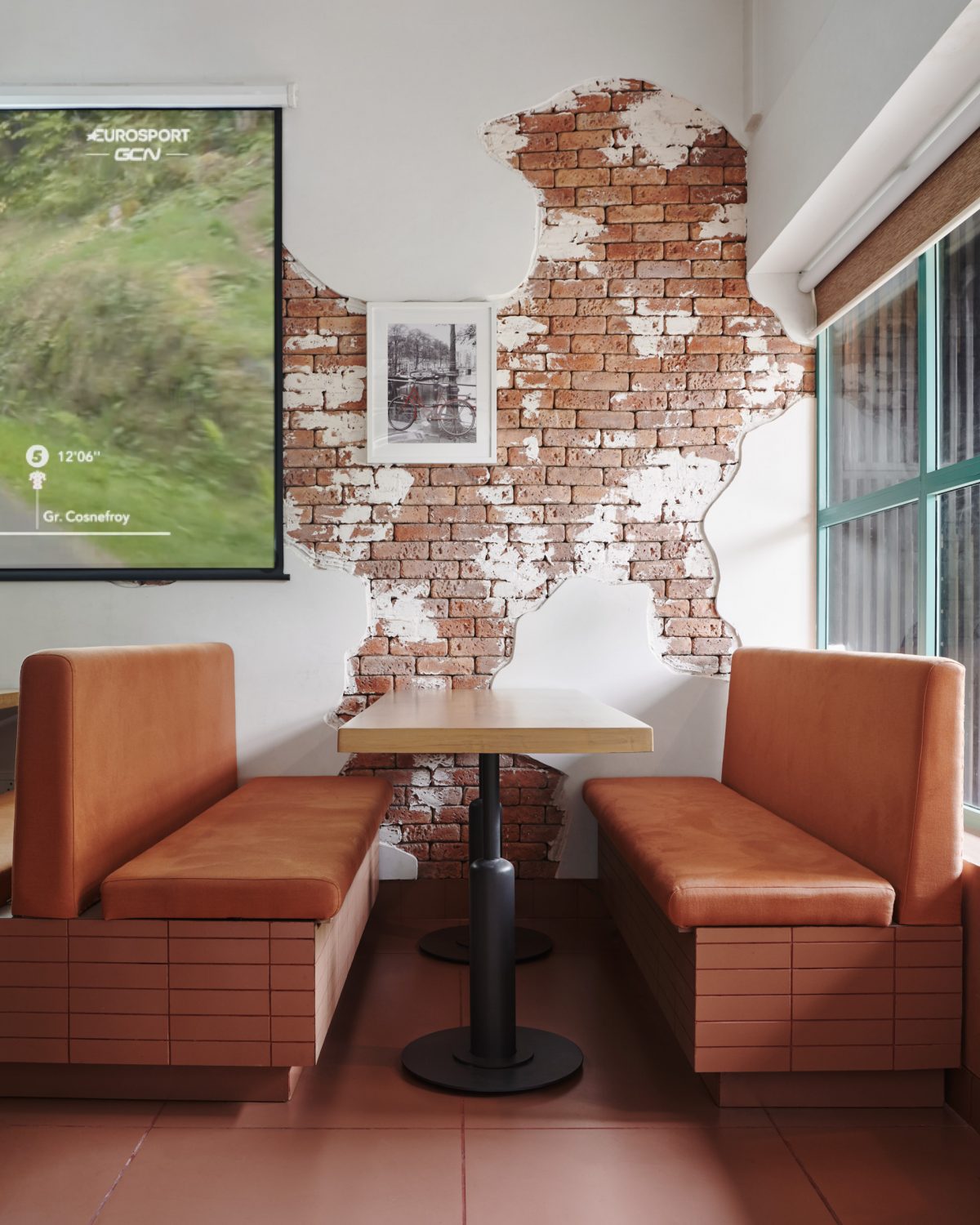 #AIExclusive: Mumbai's MM Cafe brings back cycling and coffee culture ...