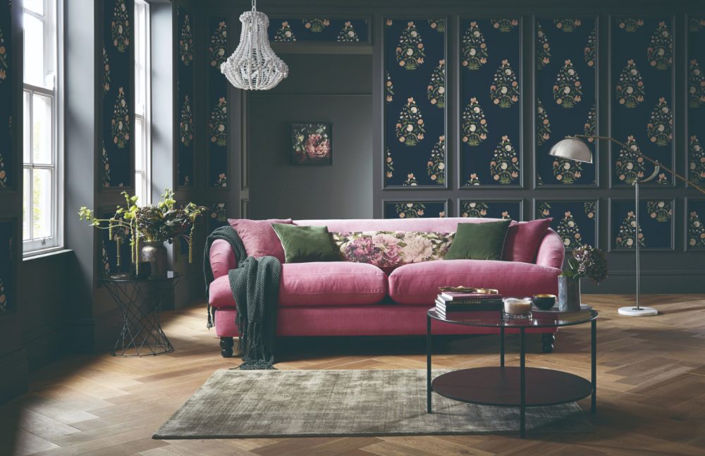 The 'Noor' collection presents a nostalgic ode to an illustrious Indian ...