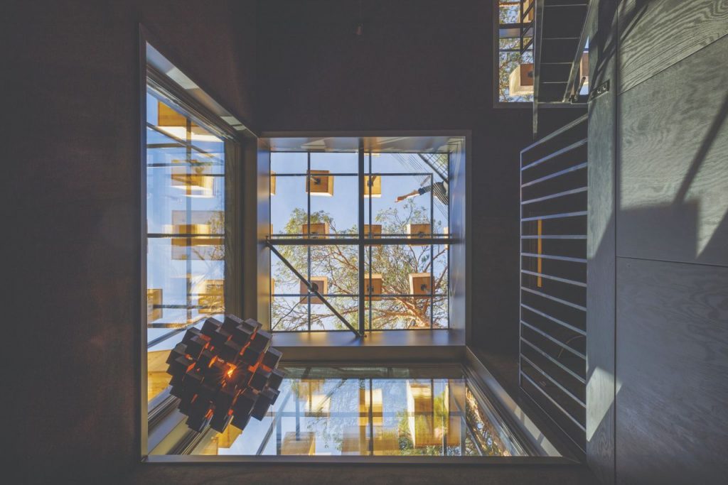 #GlobalDesign: Experience treehouse living in the Swedish resort ...