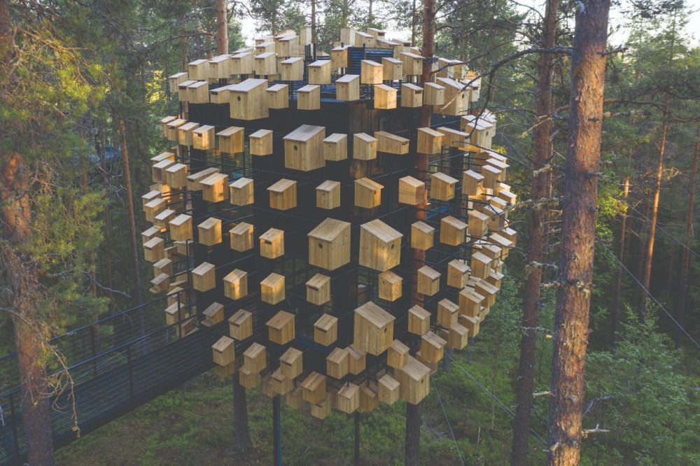 #GlobalDesign: Experience treehouse living in the Swedish resort ...