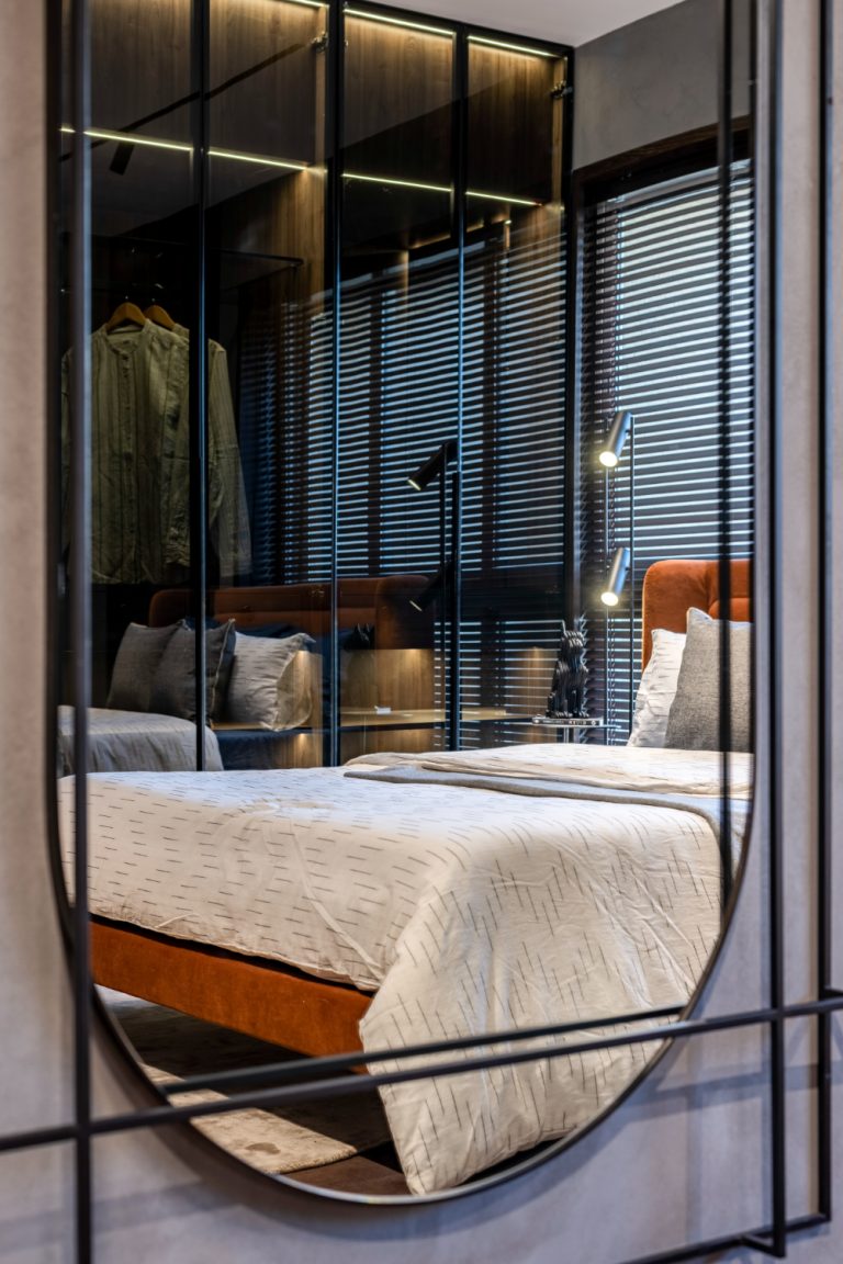 Subdued palettes and tasteful luxury come alive in this Mumbai home ...