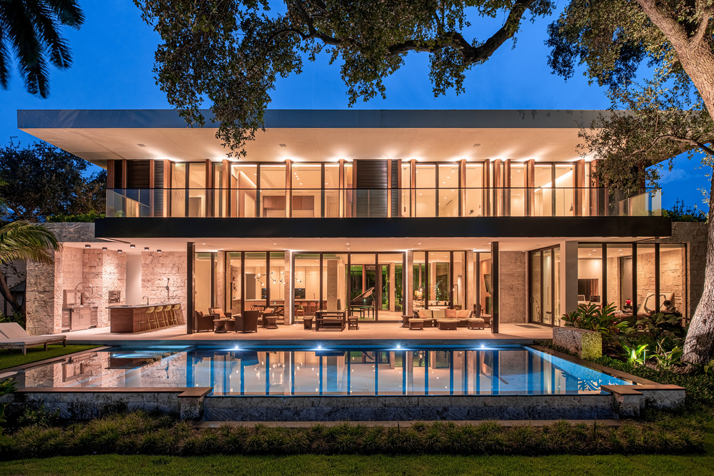 #GlobalDesign: A modern Miami home where the spotlight is on ...