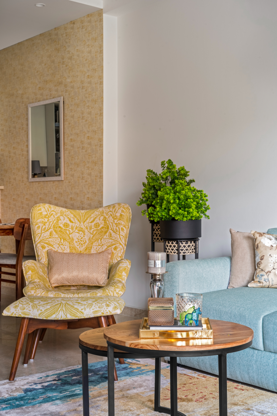 #AIExclusive: Explore uncluttered design vibrancy in this New Delhi ...