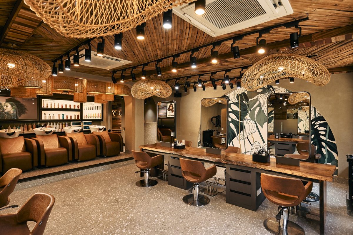 Vurve Signature Salon by RSDA - Architect and Interiors India