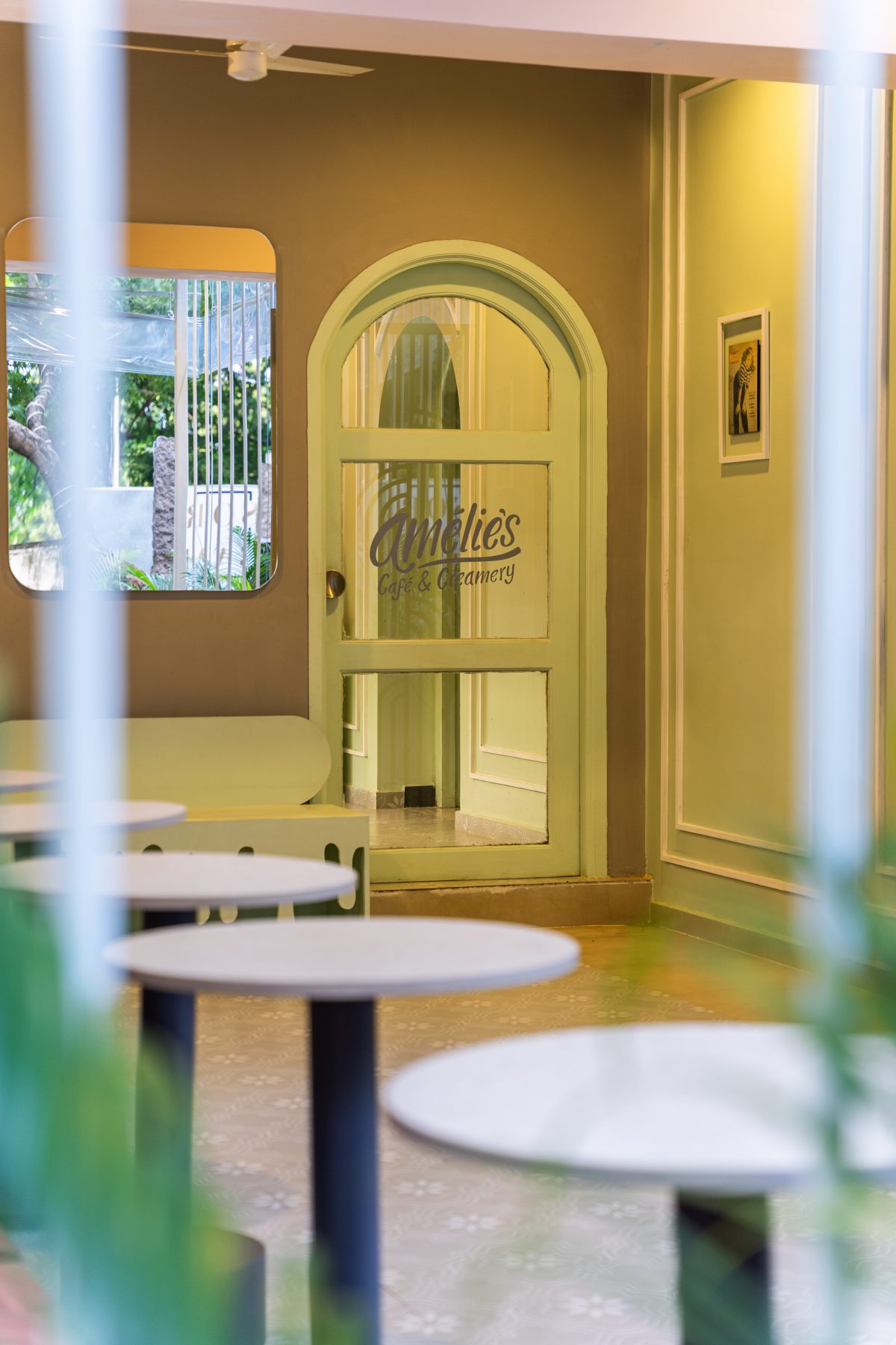 #AIExclusive: This Adyar-based café is steeped in vintage Parisian ...