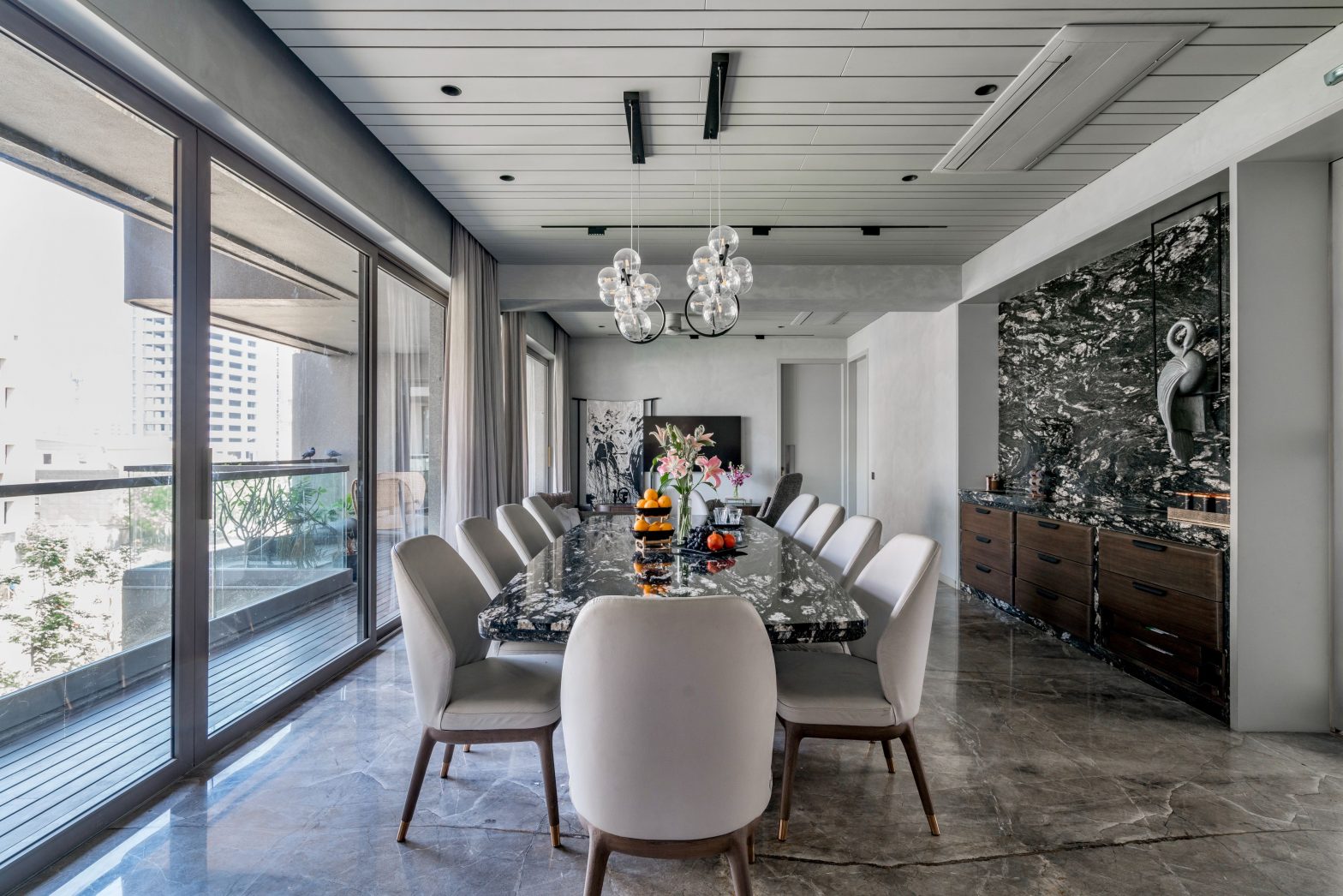 Ahmedabad’s gallant grey residence envelopes a sense of finely-tuned ...