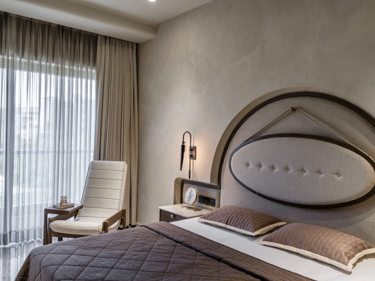 Ahmedabad’s gallant grey residence envelopes a sense of finely-tuned ...