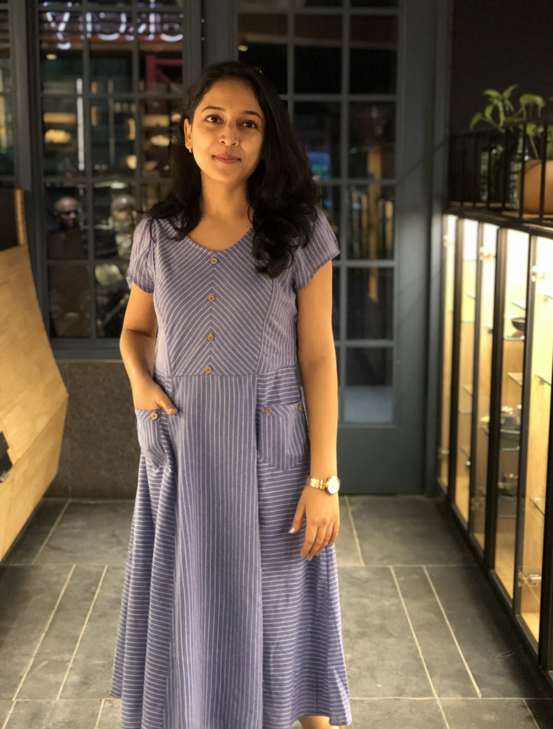 Ahmedabad’s warm 550 sq ft workspace creates a lively blend between ...