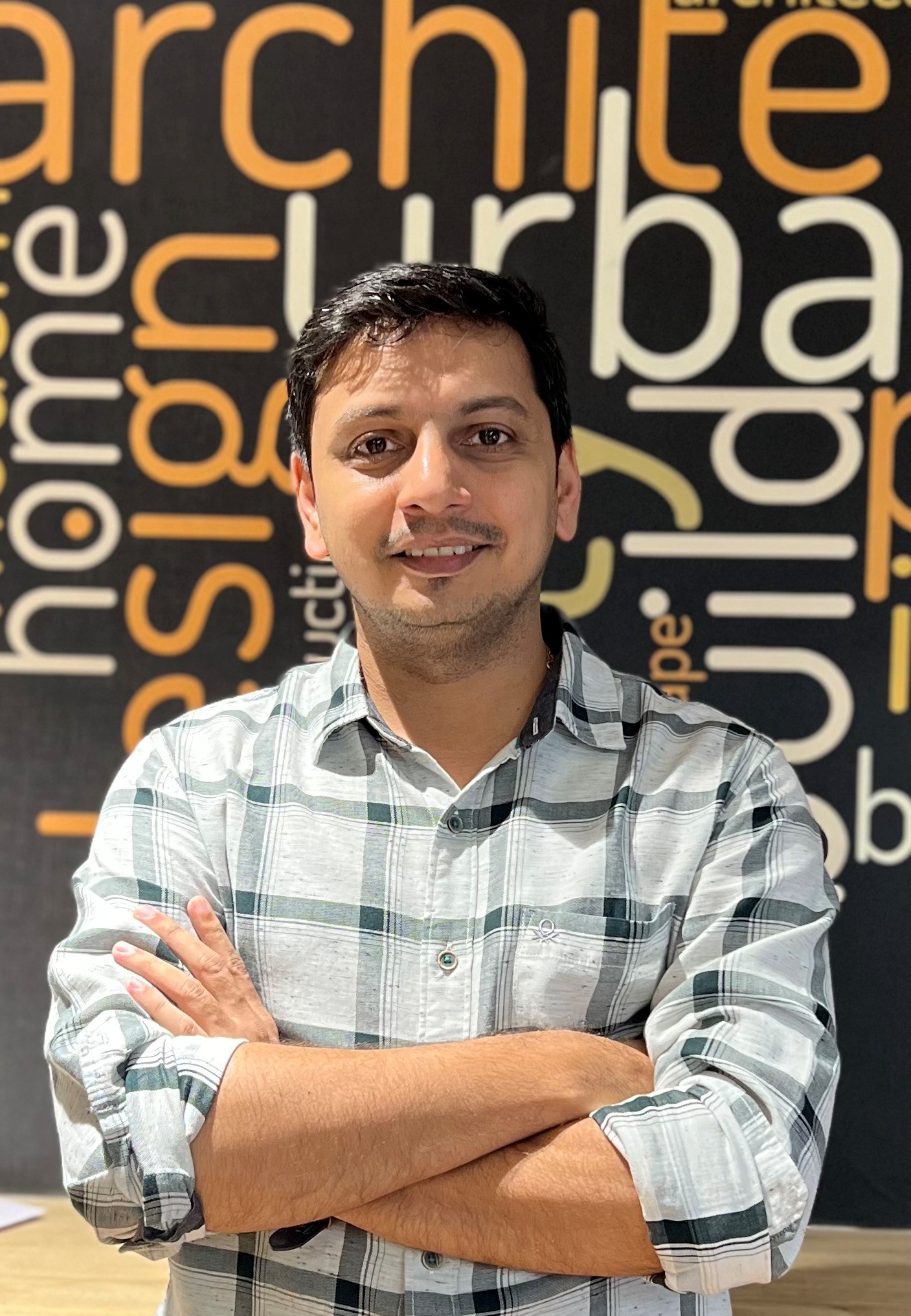 #AIExclusive: This warm home in Pune by Atish Lahoti is a rustic ...