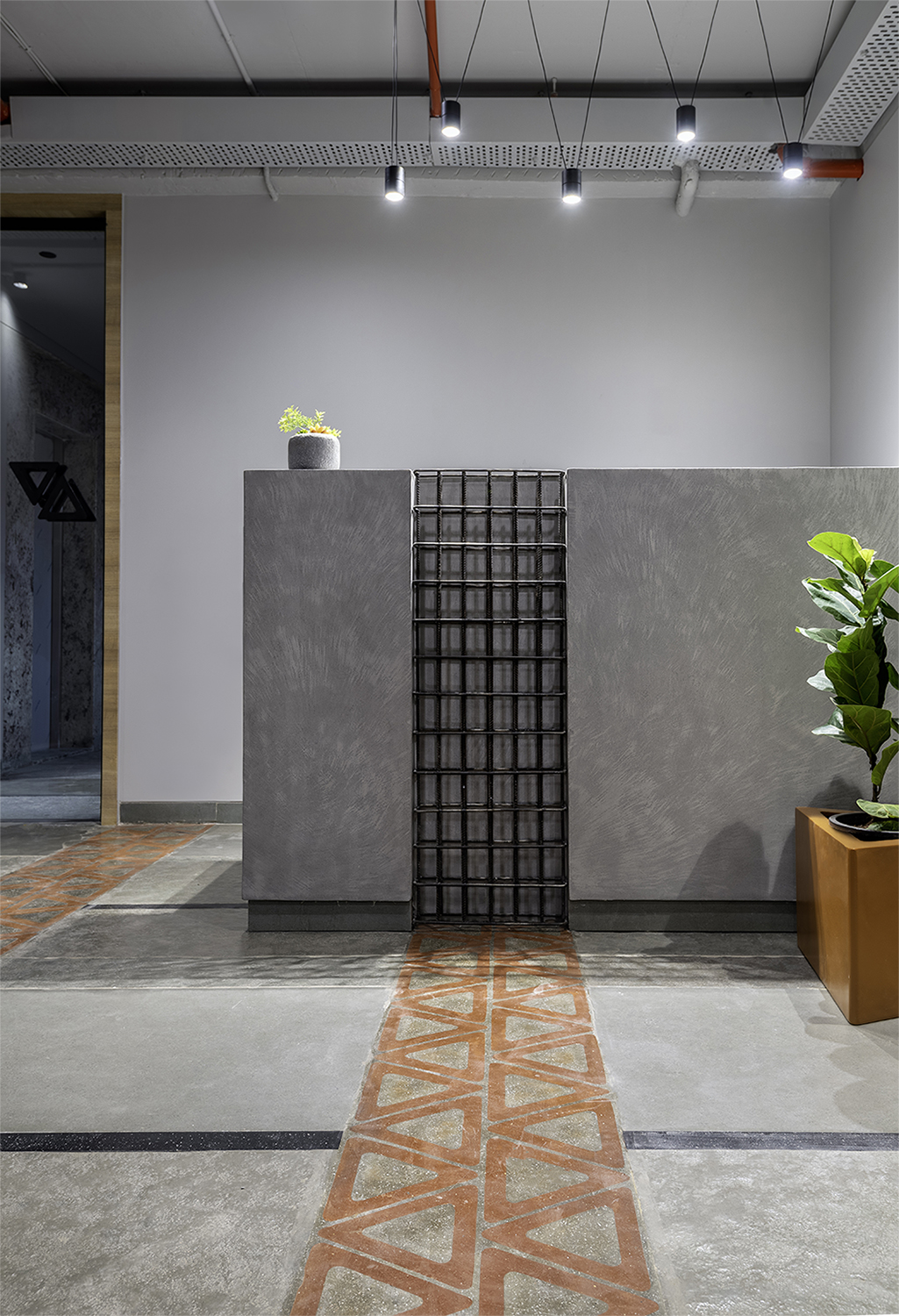 Pune’s dynamic metal office is decked up in down-to-earth materials ...