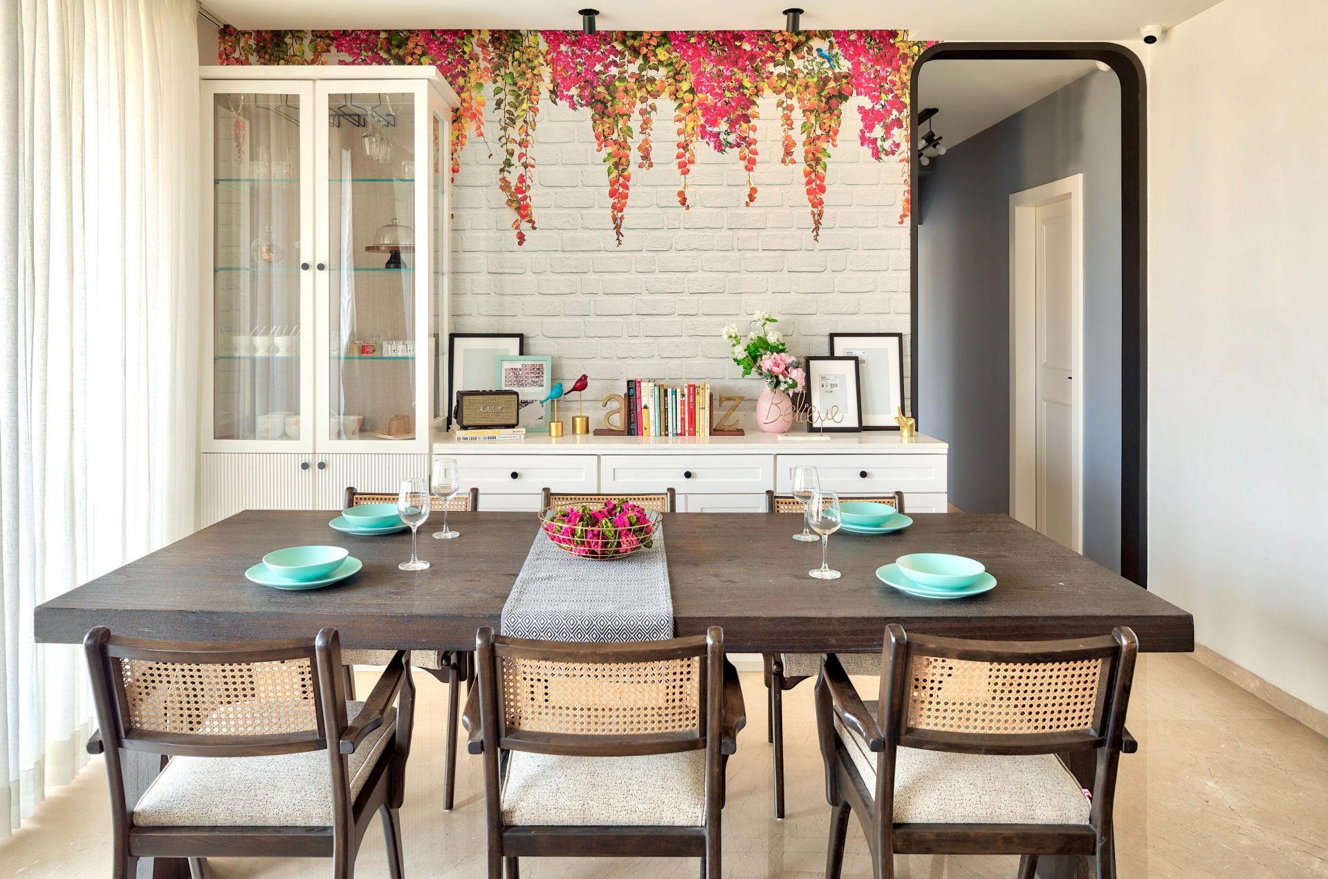 A confluence of chirpy colours takes over this modern 3BHK in Mumbai ...