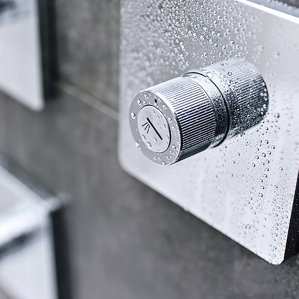An easy and customisable shower with the touch of a button - Architect ...