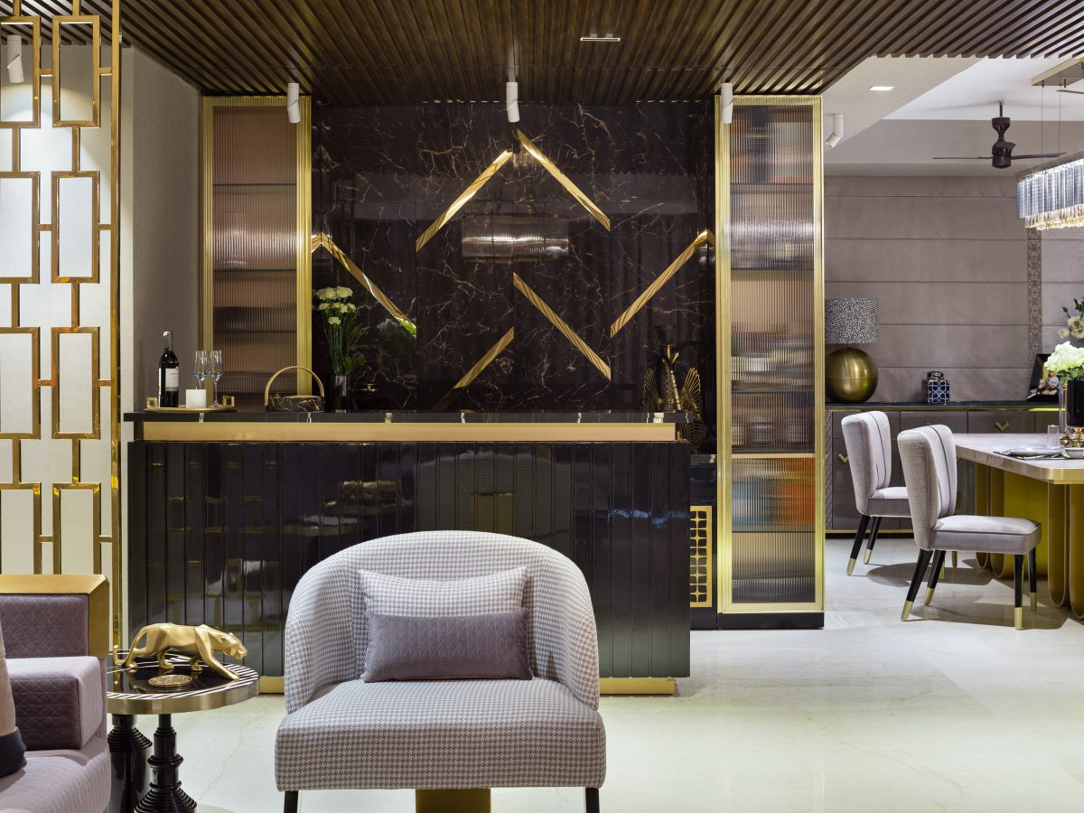 Glisten in gold at Gurugram's bejewelled apartment - Architect and ...