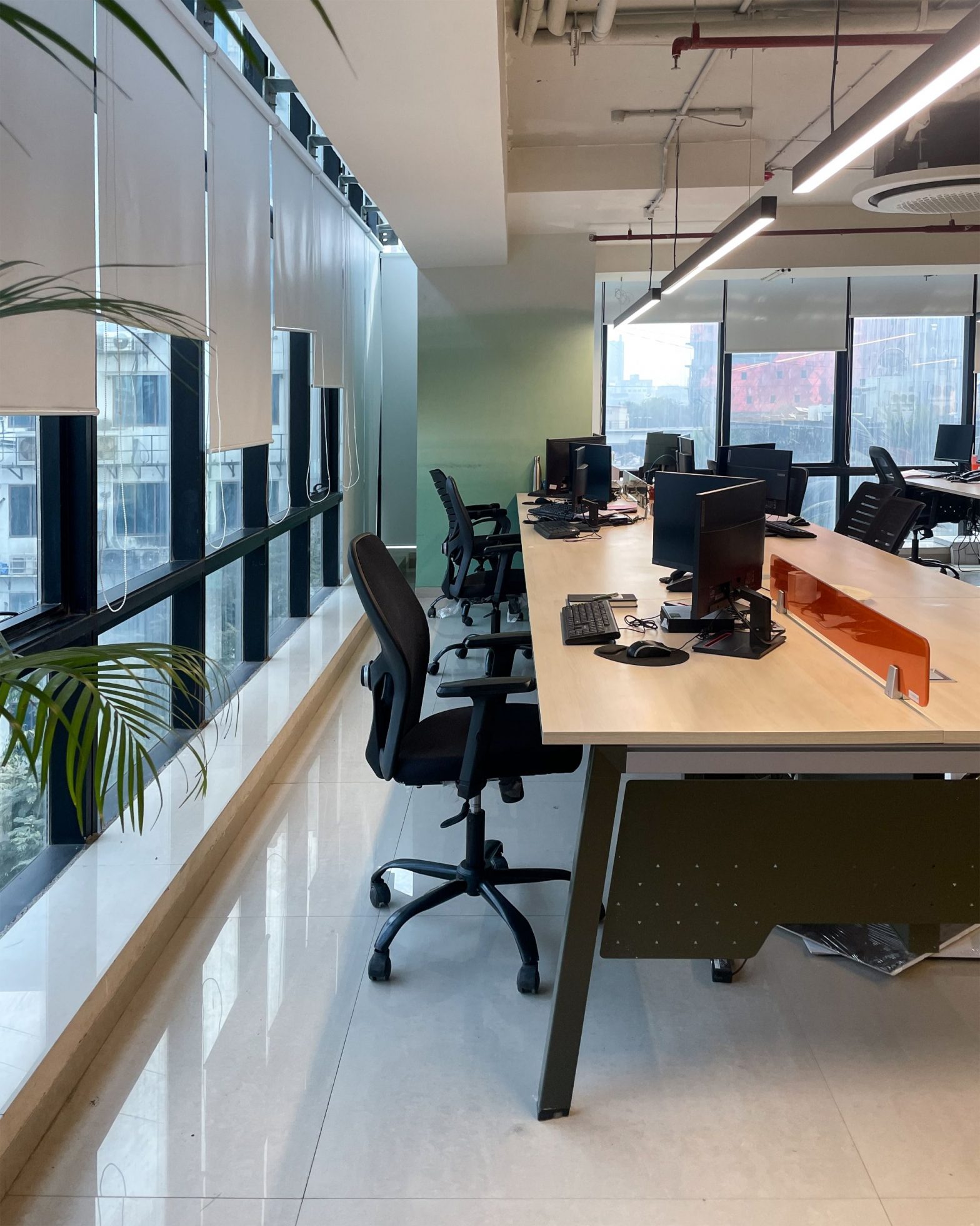 Come together at this casual-contemporary Mumbai office - Architect and ...