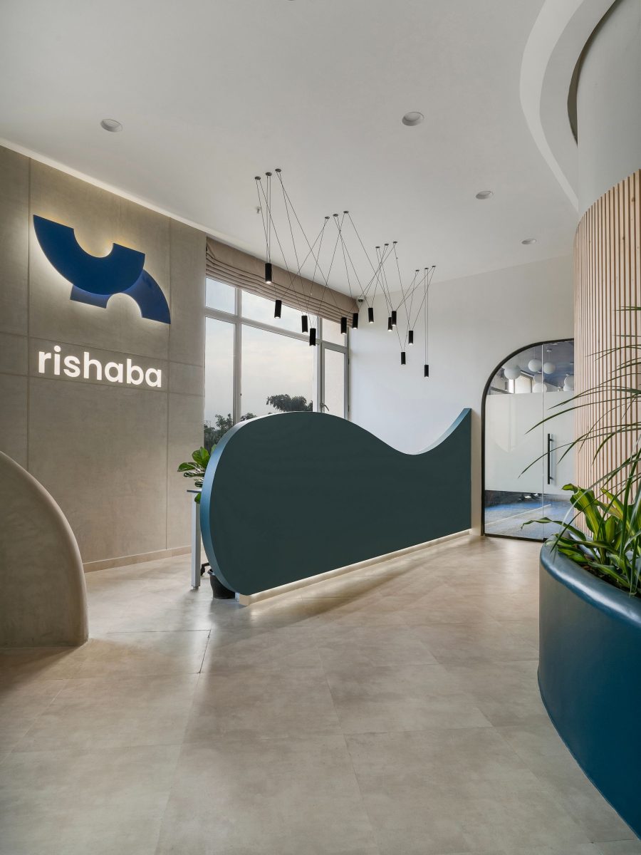 Have fun with functional design at Chennai's fluid workspace ...