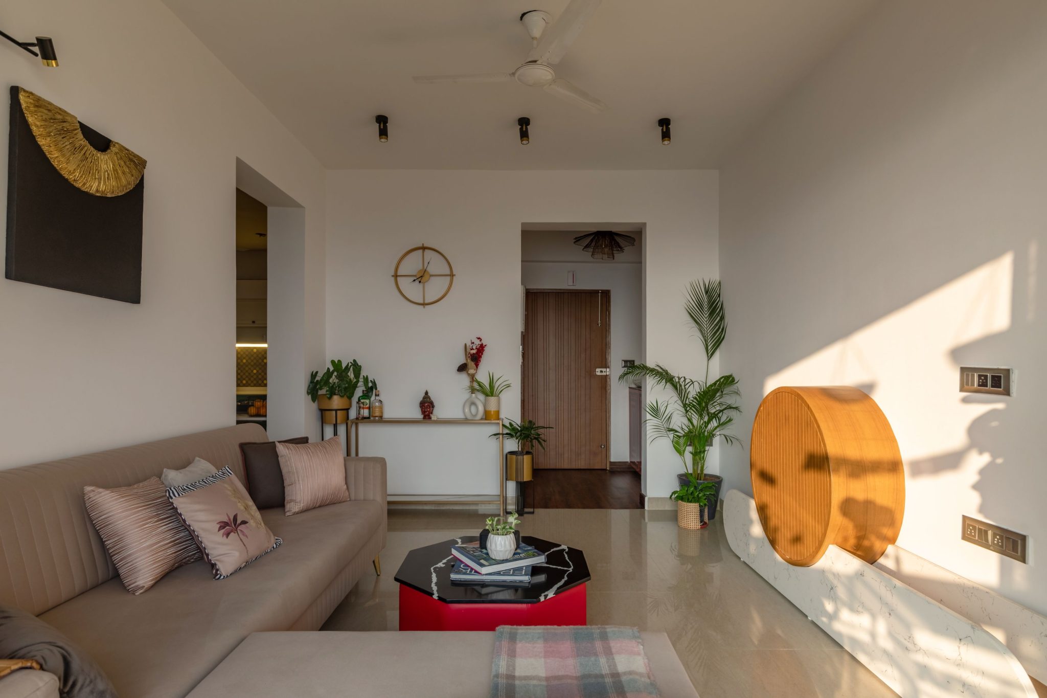 This artsy bachelor pad in Indore brings life to every party ...
