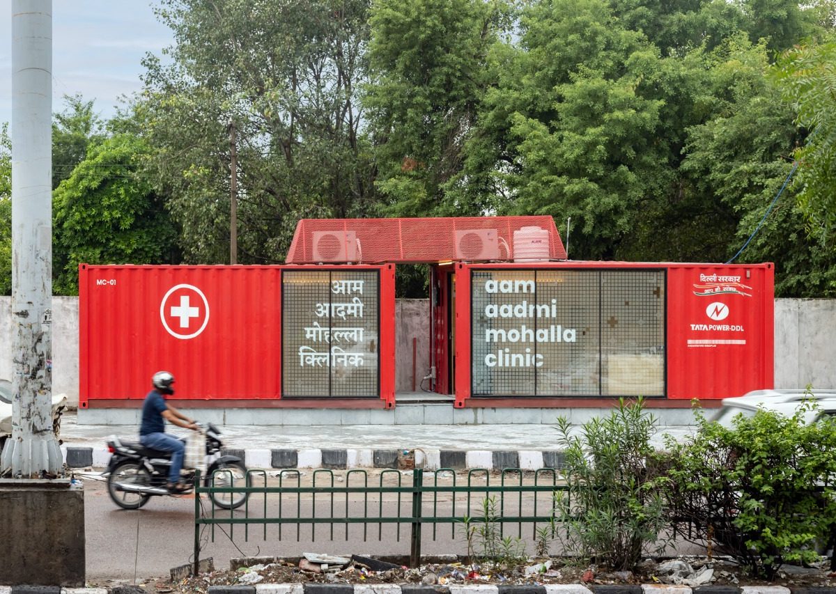Upcycled shipping containers upgrade the healthcare in Delhi ...