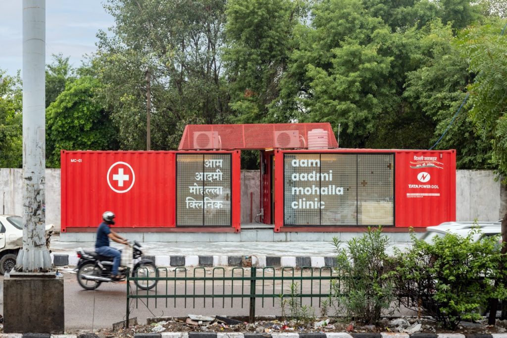Upcycled shipping containers upgrade the healthcare in Delhi ...