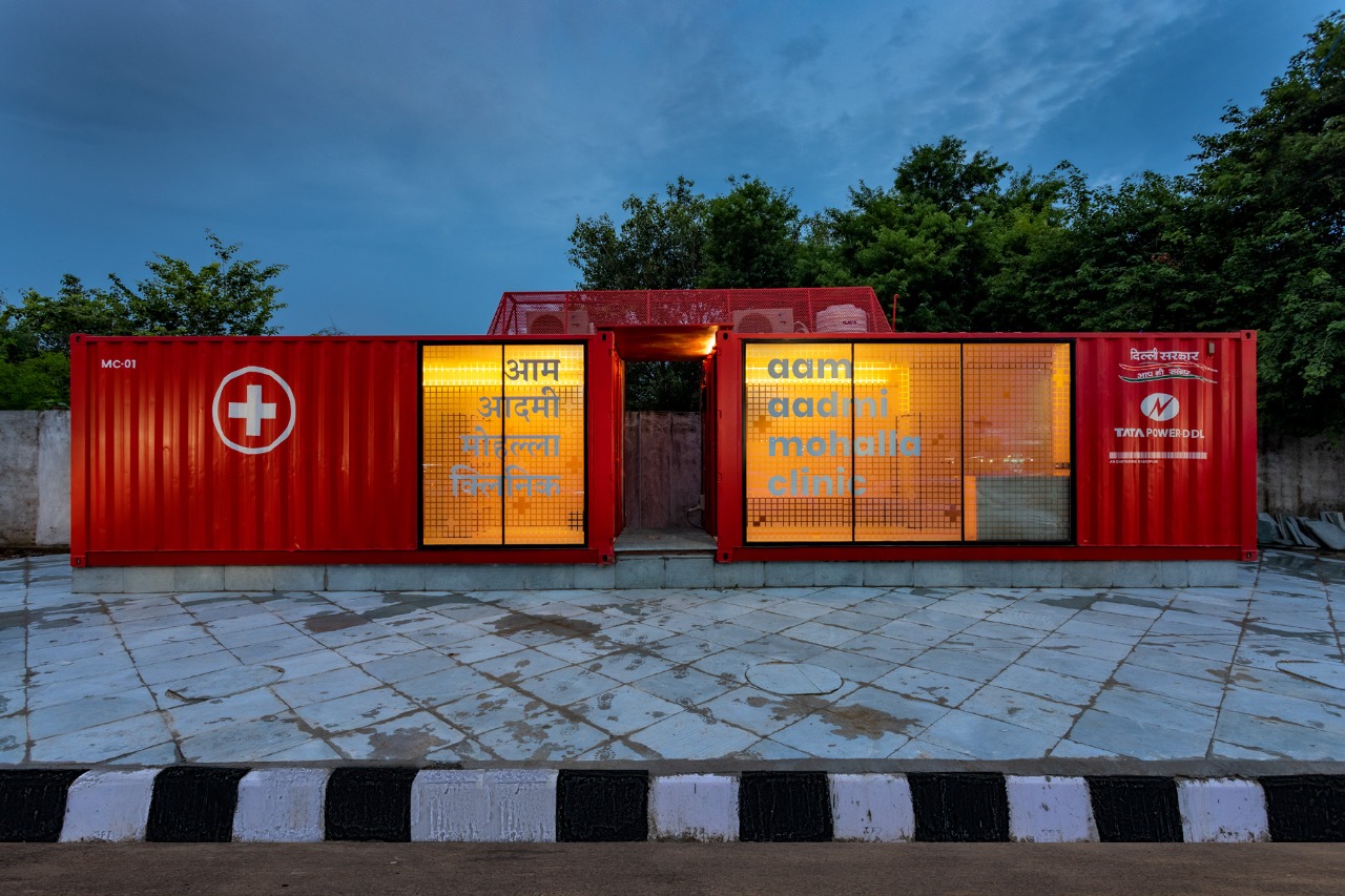 Upcycled shipping containers upgrade the healthcare in Delhi ...