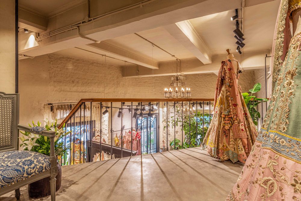 Play dress up with vintage charms of Kala Ghoda - Architect and ...