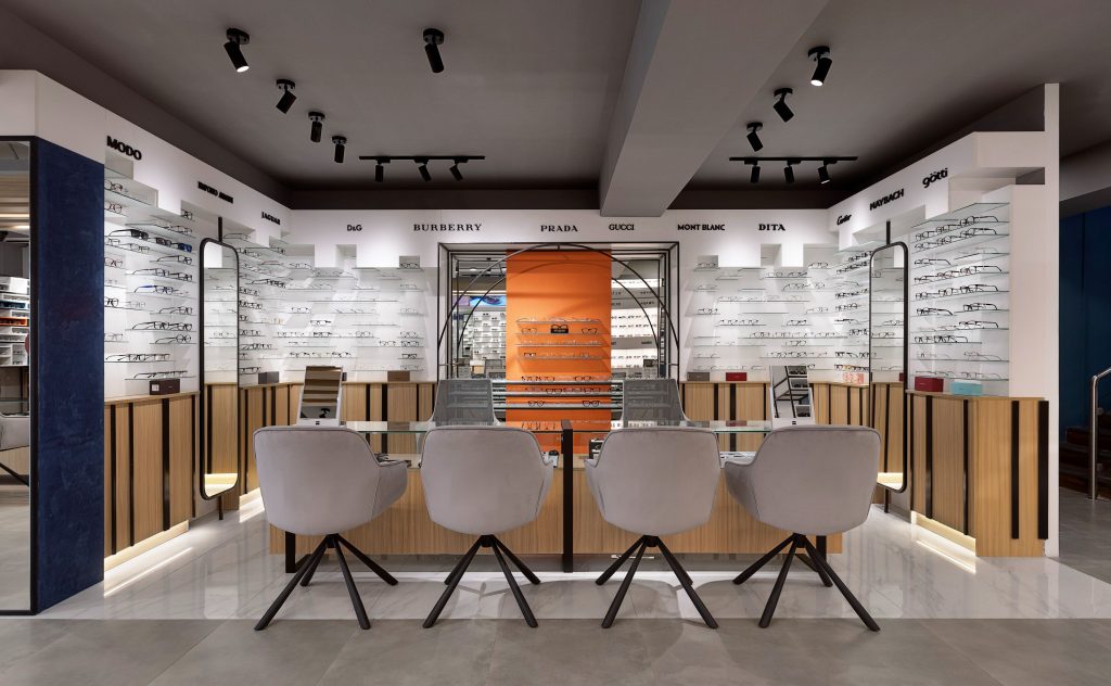 Hide and seek illusions inside Chennai’s eyewear store - Architect and ...