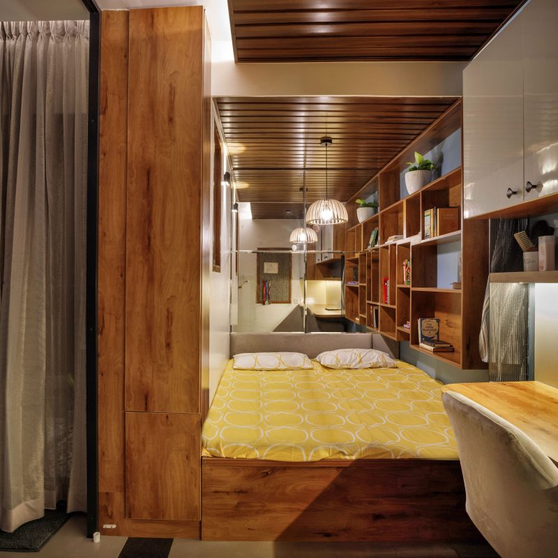 Master rustic materiality inside this architect's Bangalore home ...