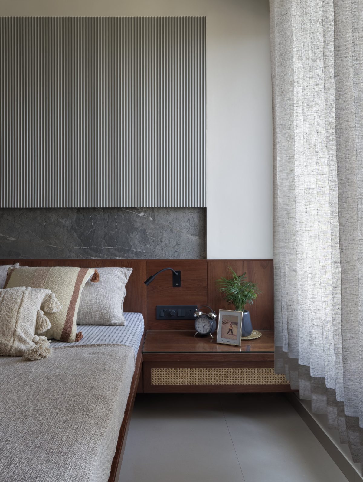 Make time for timeless textures of this Pune home - Architect and Interiors India