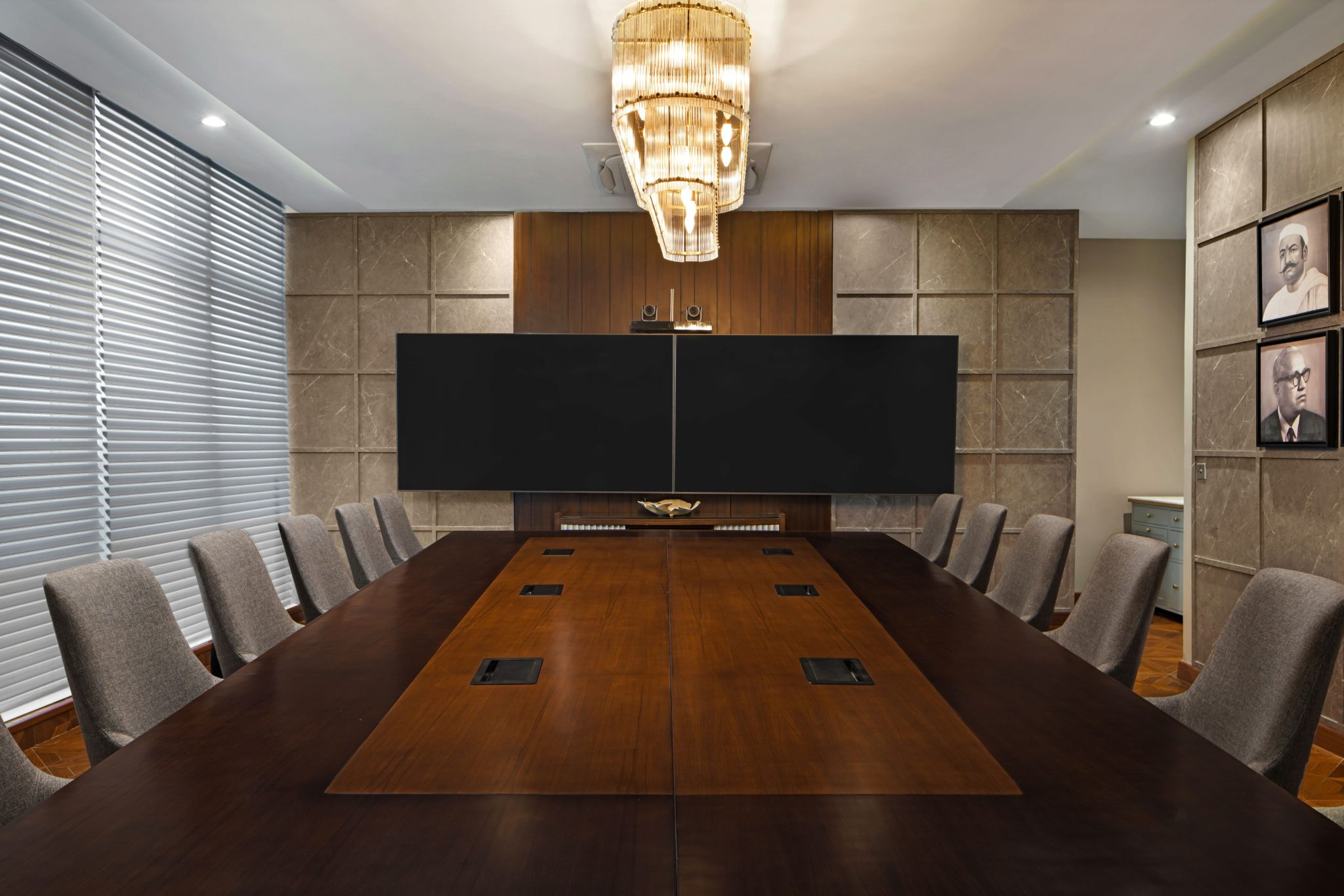 Work around the flexibility of this warm Gurugram office - Architect ...