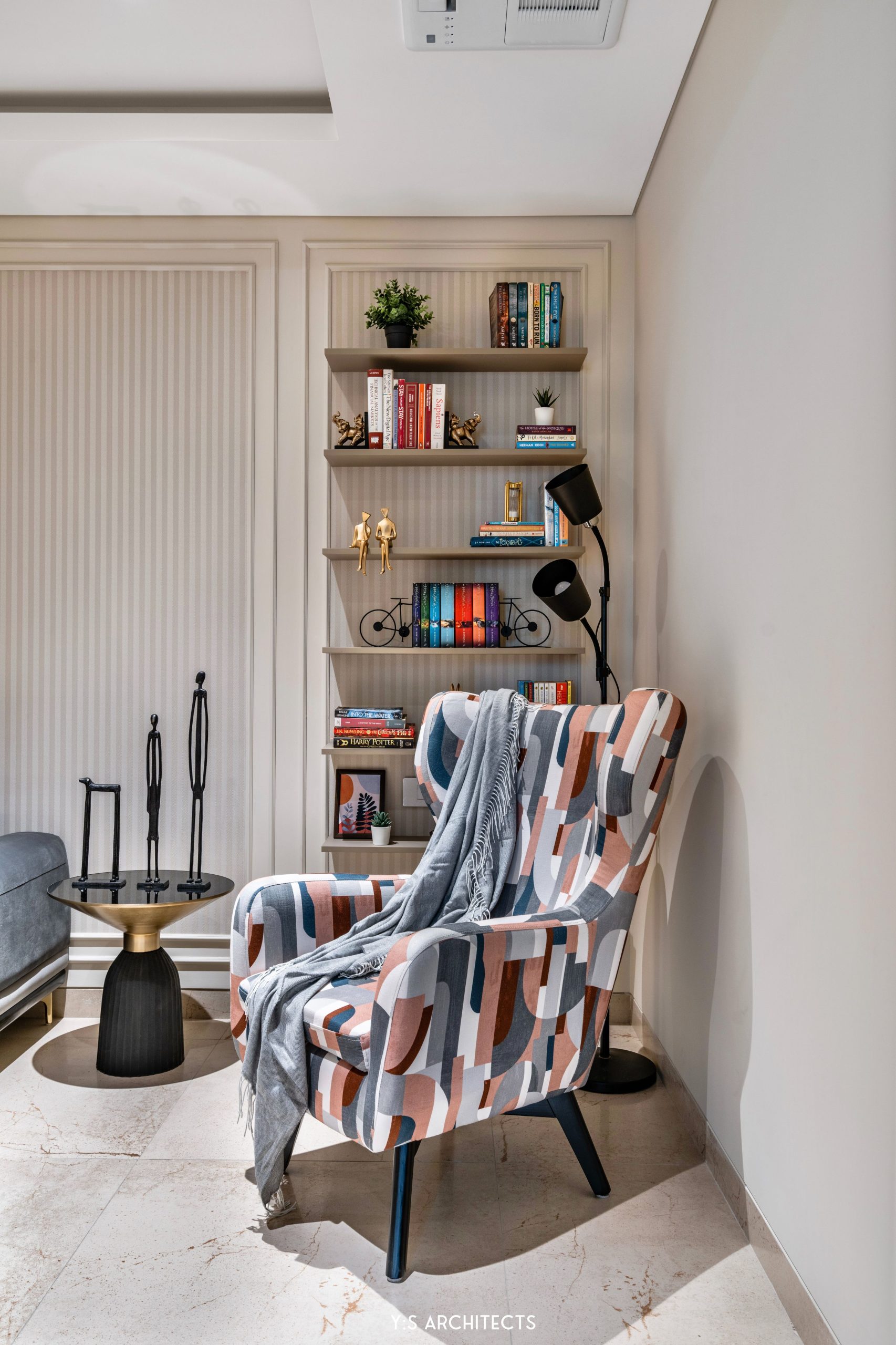 Discover the art of colour blocking in this Pune residence - Architect ...