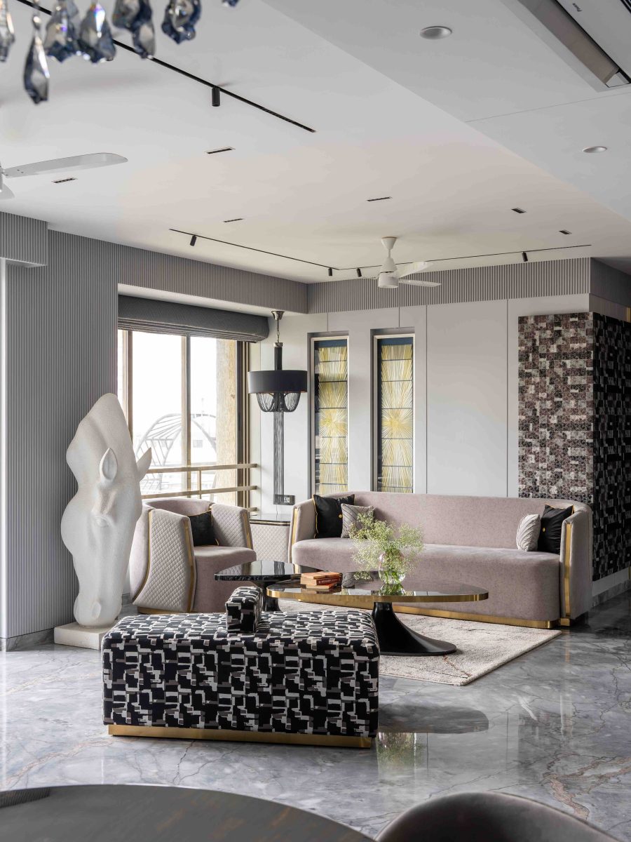 Enjoy fusion style inside this beautifully executed Mumbai home ...