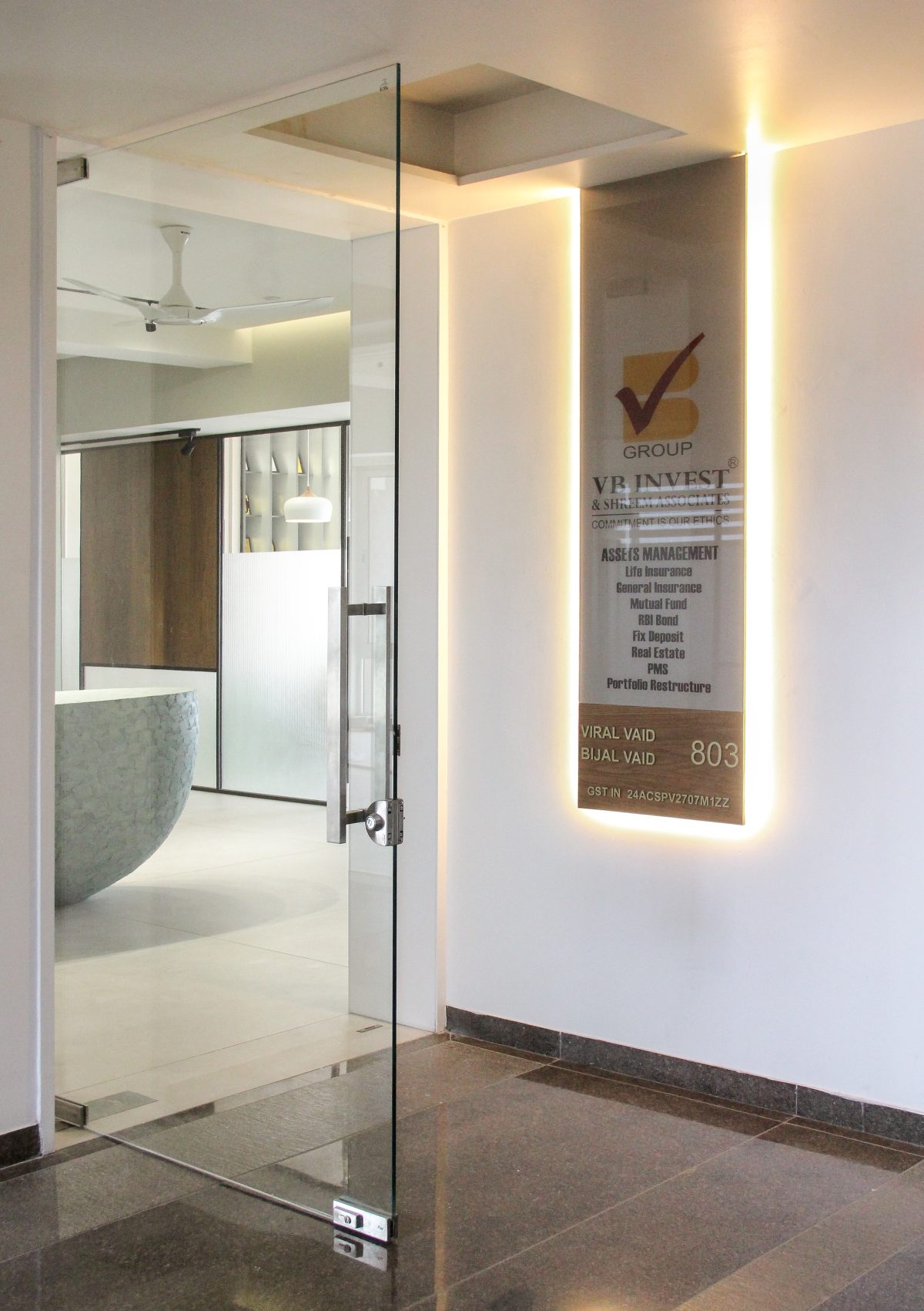 Go with the flow of this unique office space in Rajkot - Architect and ...