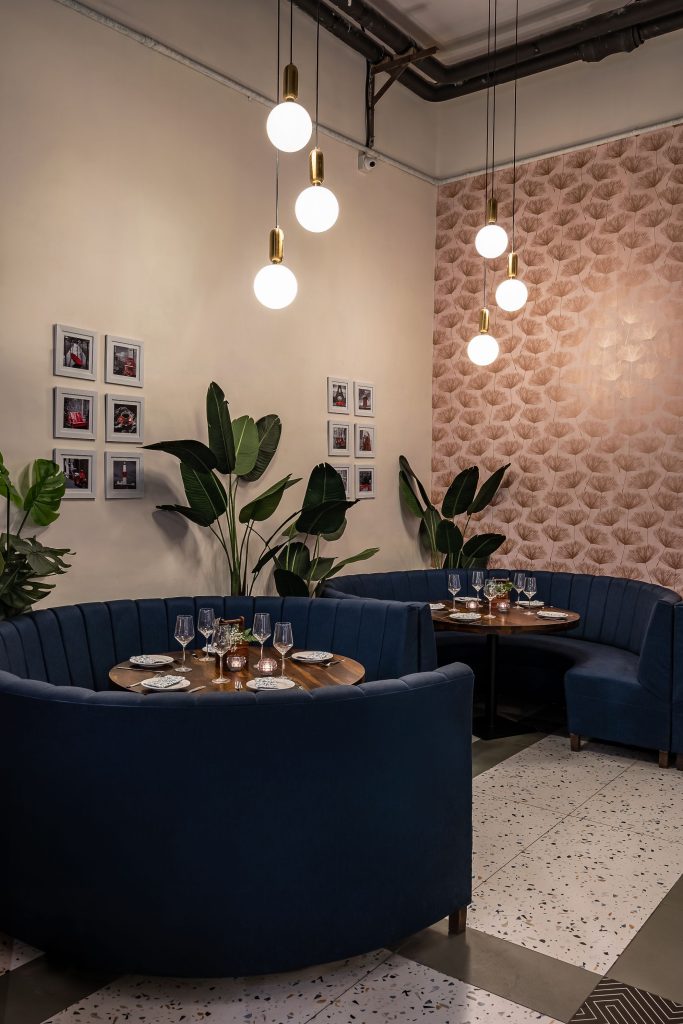 Make big biophilic statements inside Mumbai's boho bistro - Architect ...