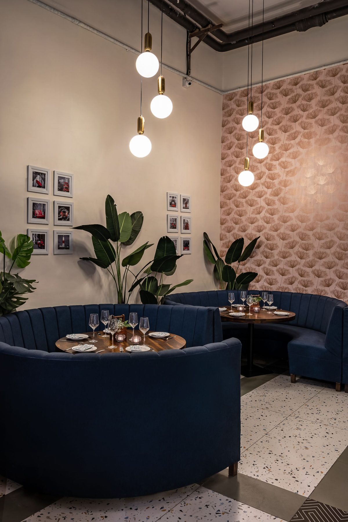 Make big biophilic statements inside Mumbai's boho bistro - Architect ...