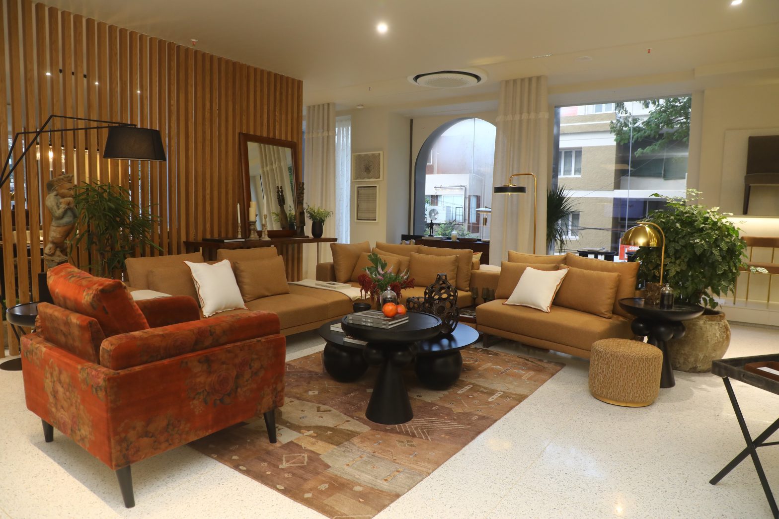 Experience revolutionary luxury shopping at Asian Paints' Beautiful ...