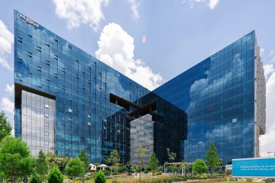 Come face to face with the future of facade design in these 6 office ...