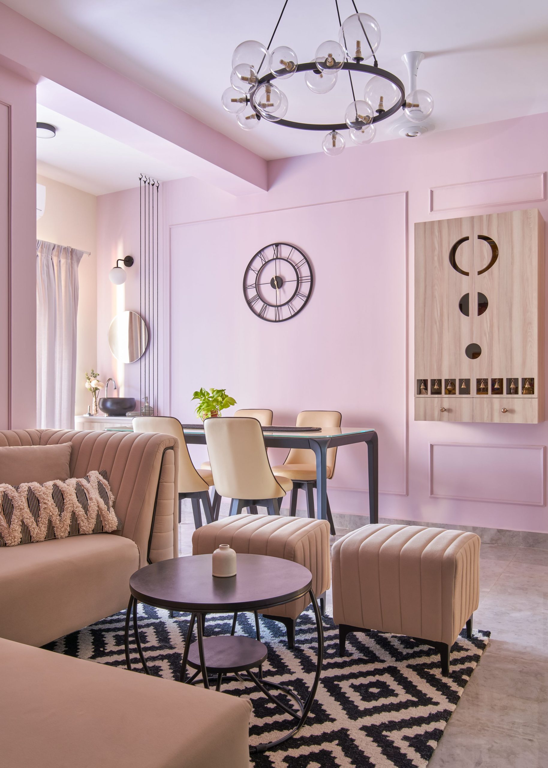 Look behind the scenes of this makeup artist's studio apartment in ...