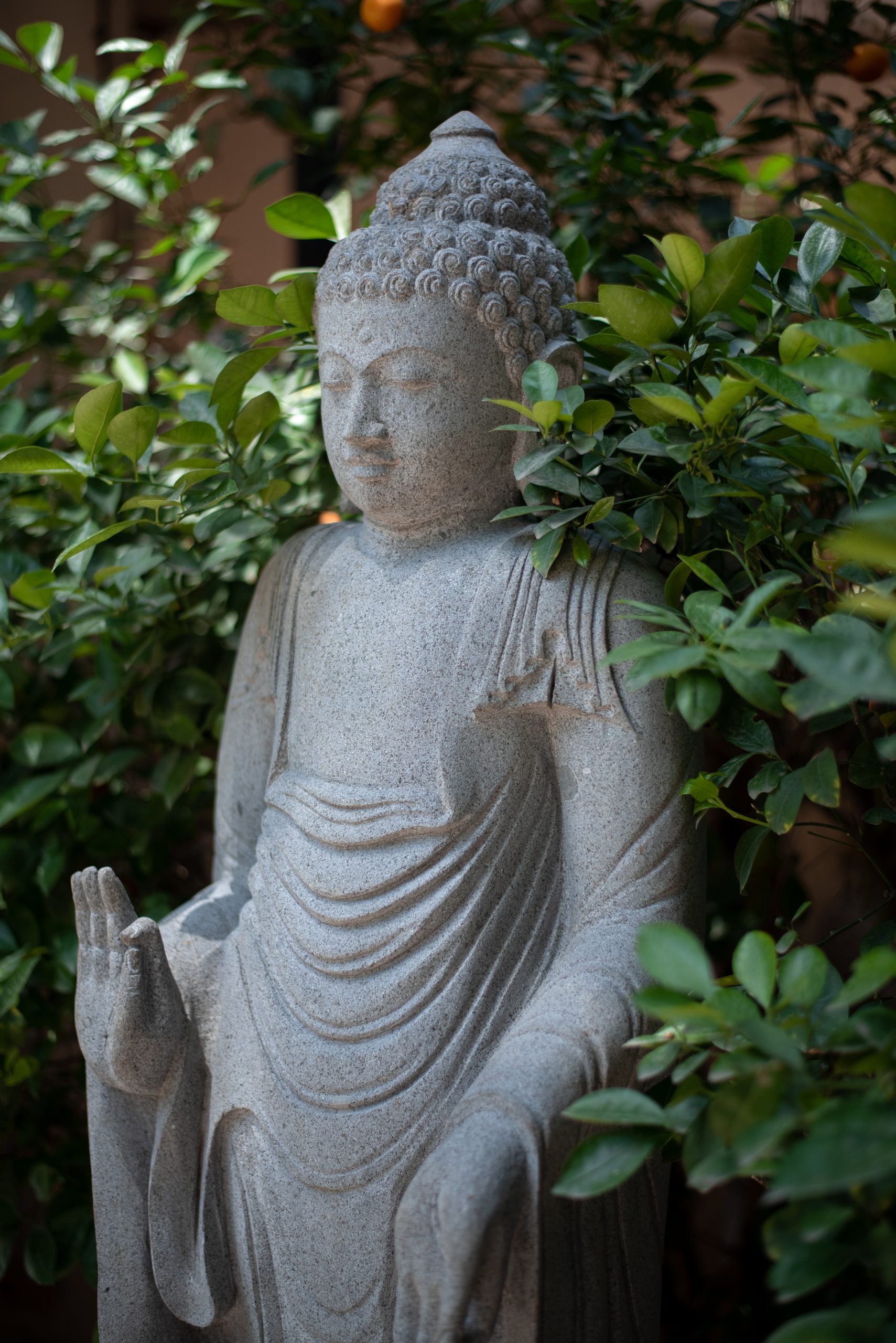 Weave artistic brilliance outdoors with these exquisite stone ...