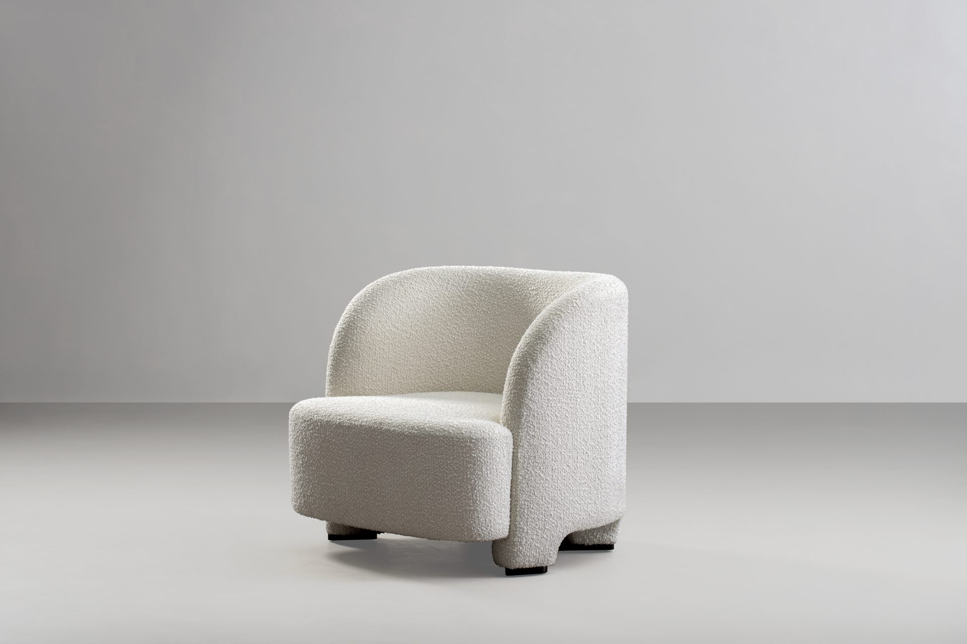 Elevate the waiting room experience with these 5 statement chairs ...