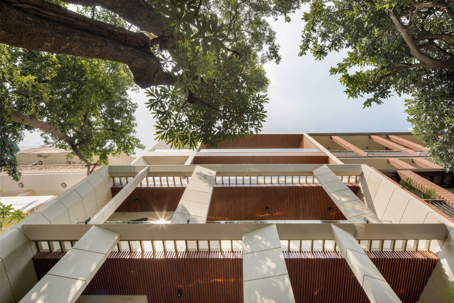 Explore this extroverted building that befriends Delhi's neighbourhood ...