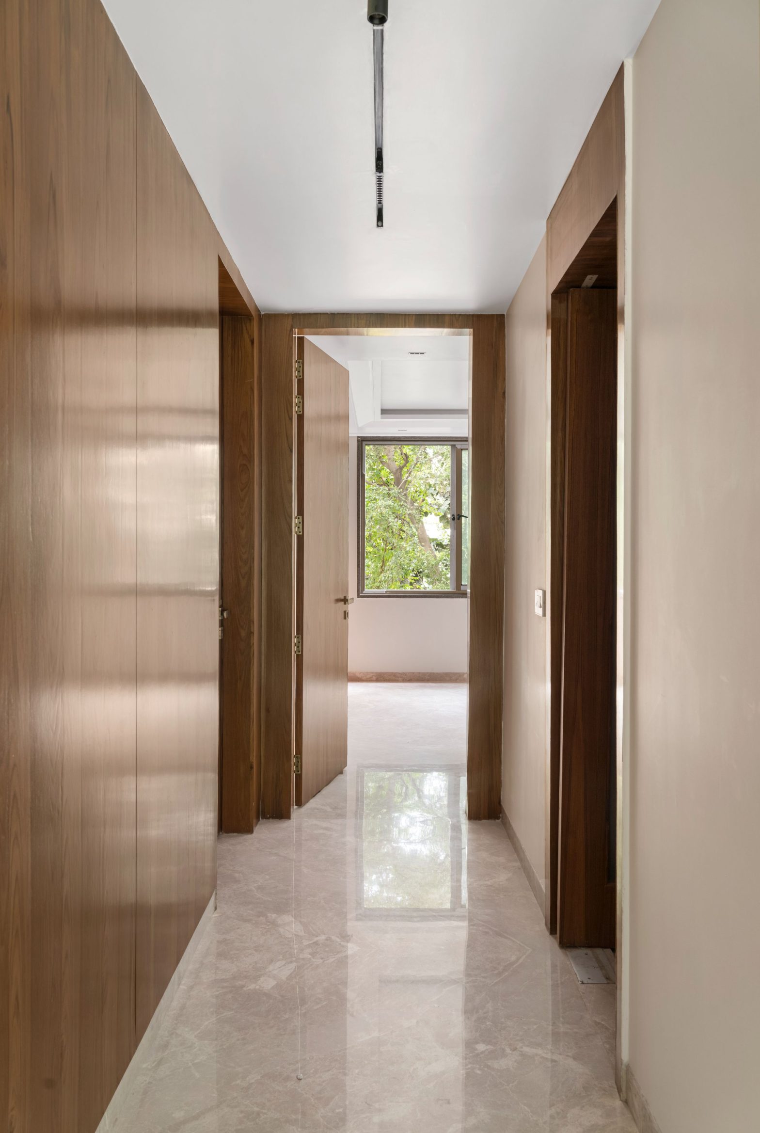 Explore this extroverted building that befriends Delhi's neighbourhood ...