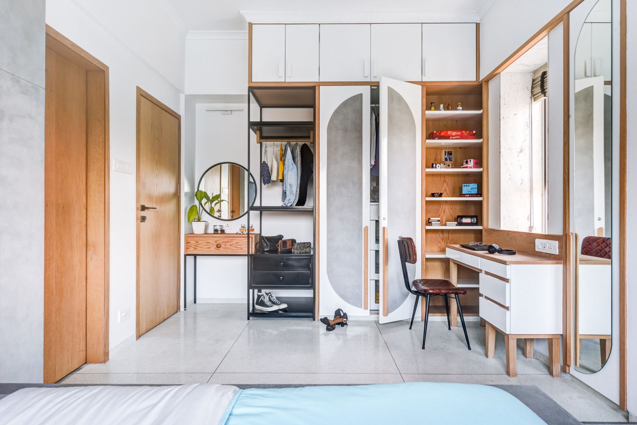 Witness the Maharashtrian moodboard that makes this modern Pune home ...